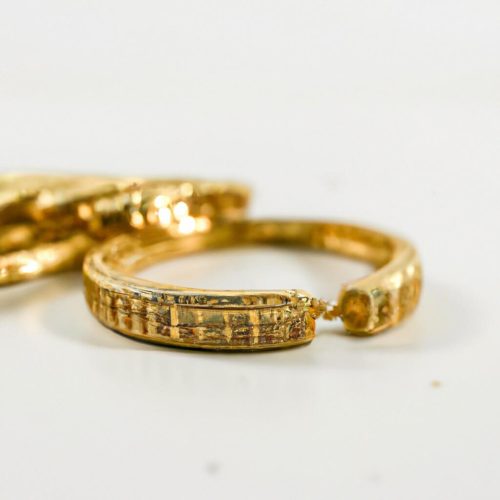 How to Recognize Genuine Gold from Fake Gold Jewelry